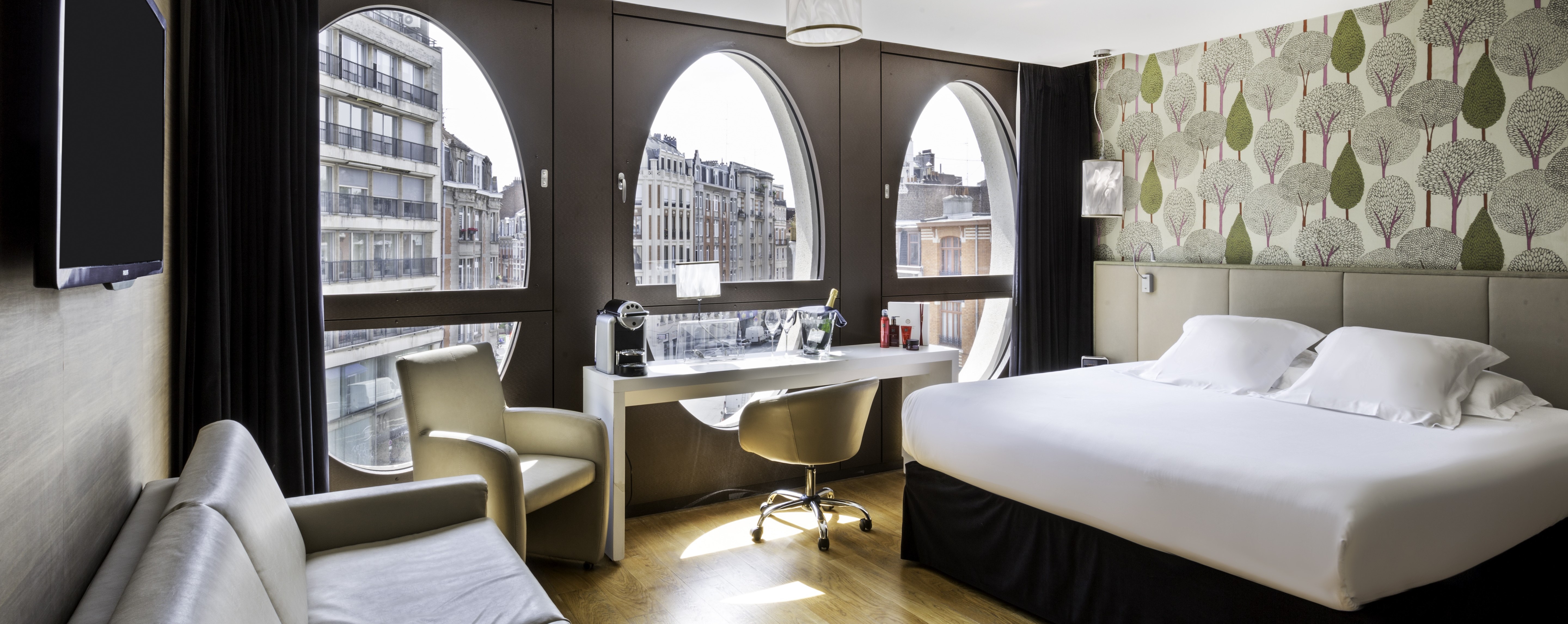 Hôtel avec 46 Chambres Uniques et Confortables | Room Service 24h/24 et ...
